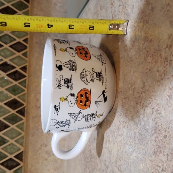 Peanuts | Dining | Halloween Peanuts Snoopy Soup Mug Nwt | Poshmark